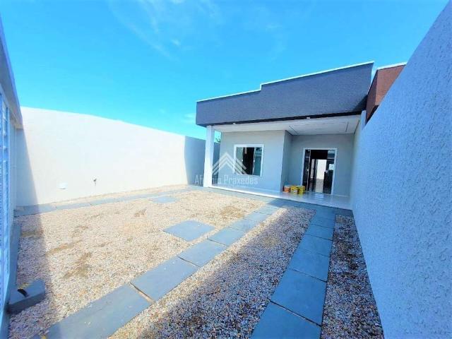 Casa / Sobrado para Venda em Aquiraz/CE Prainha 3 Quartos