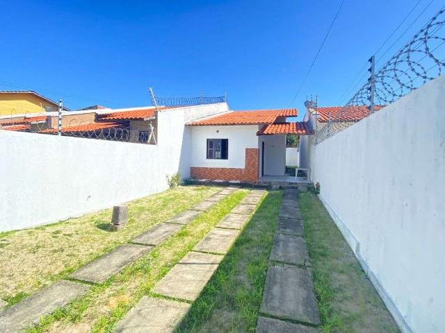 Casa / Sobrado para Venda em Aquiraz/CE Sede 3 Quartos