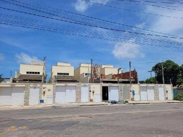 Casa / Sobrado para Venda em Aquiraz/CE Prainha 3 Quartos