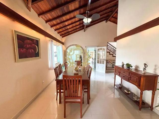 Casa / Sobrado para Venda em Armação dos Búzios/RJ Marina 4 Quartos