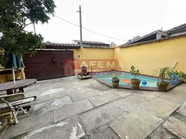 Casa / Sobrado para Venda em Armação dos Búzios/RJ Centro 4 Quartos