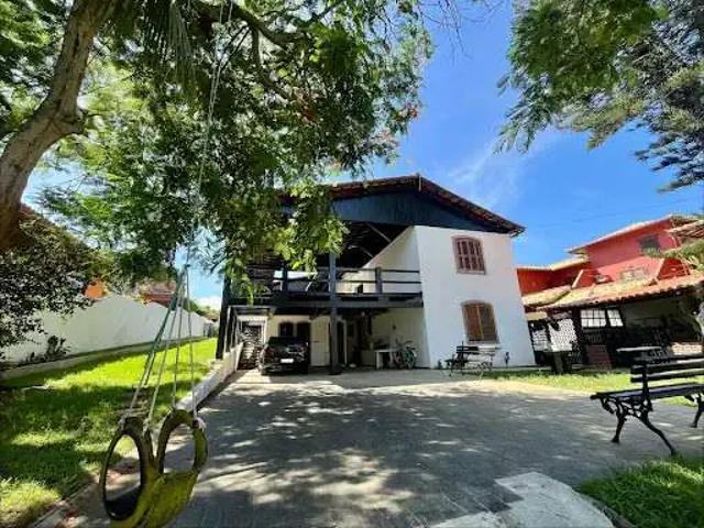 Casa / Sobrado para Venda em Armação dos Búzios/RJ Ferradura 4 Quartos