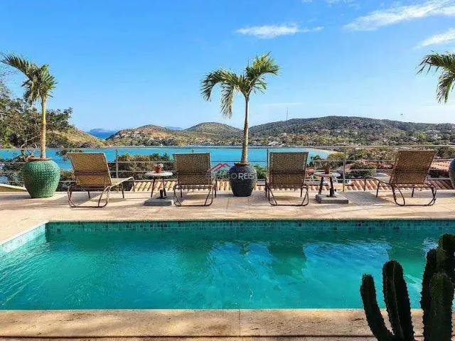 Casa / Sobrado para Venda em Armação dos Búzios/RJ Ferradura 5 Quartos