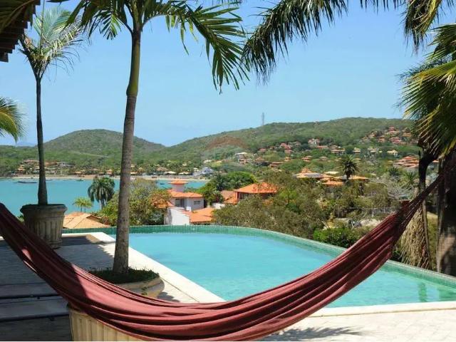 Casa / Sobrado para Venda em Armação dos Búzios/RJ Ferradura 5 Quartos