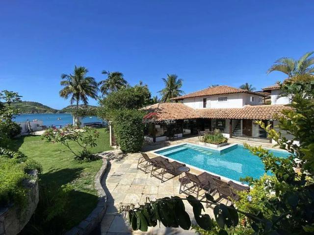 Casa / Sobrado para Venda em Armação dos Búzios/RJ Ferradura 5 Quartos
