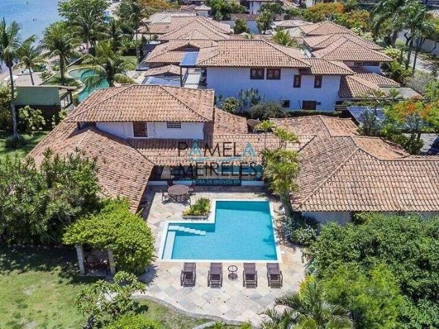 Casa / Sobrado para Venda em Armação dos Búzios/RJ Ferradura 5 Quartos
