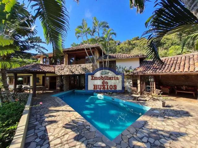 Casa / Sobrado para Venda em Armação dos Búzios/RJ Ferradura 5 Quartos