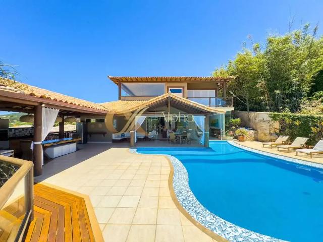 Casa / Sobrado para Venda em Armação dos Búzios/RJ Ferradura 6 Quartos
