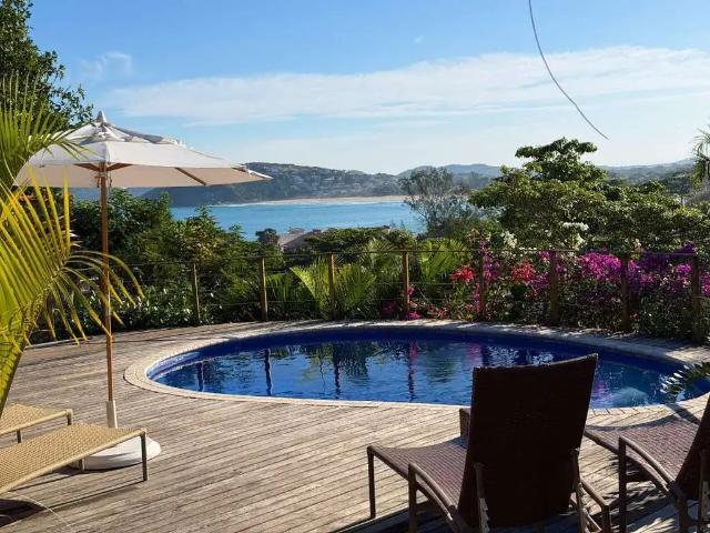 Casa / Sobrado para Venda em Armação dos Búzios/RJ Ferradurinha 4 Quartos