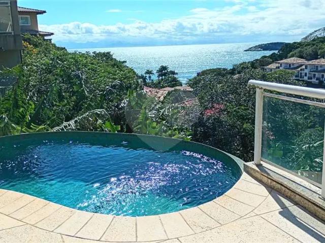 Casa / Sobrado para Venda em Armação dos Búzios/RJ João Fernandes 4 Quartos