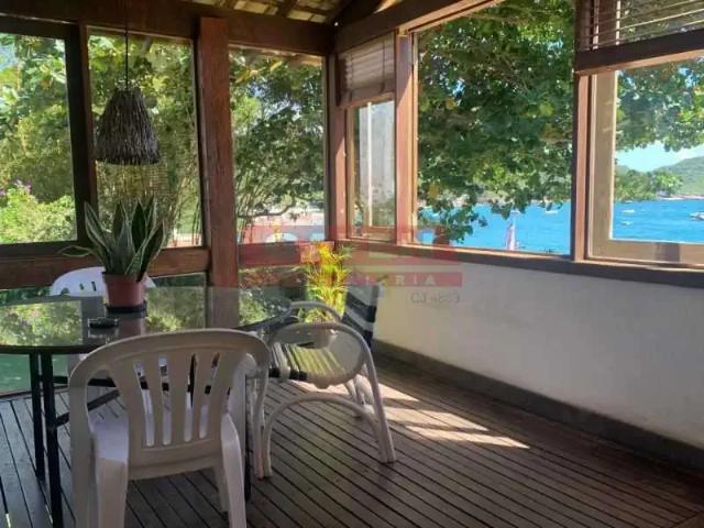 Casa / Sobrado para Venda em Armação dos Búzios/RJ João Fernandes 6 Quartos