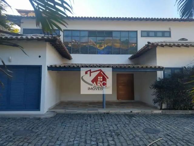 Casa / Sobrado para Venda em Armação dos Búzios/RJ João Fernandes 7 Quartos