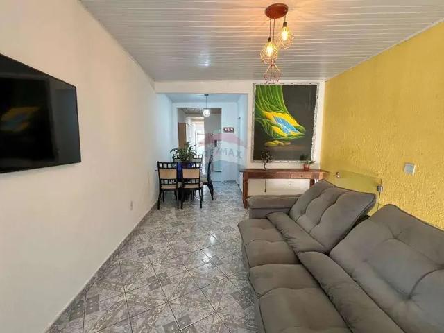 Casa / Sobrado para Venda em Armação dos Búzios/RJ José Gonçalves 2 Quartos