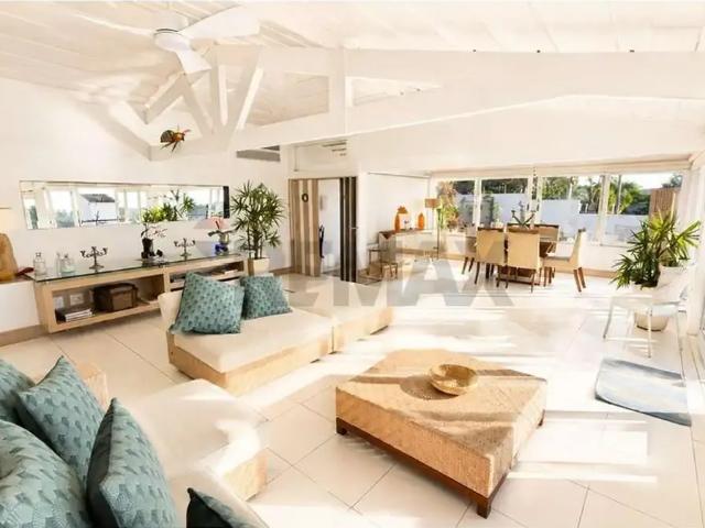 Casa / Sobrado para Venda em Armação dos Búzios/RJ Ossos 5 Quartos