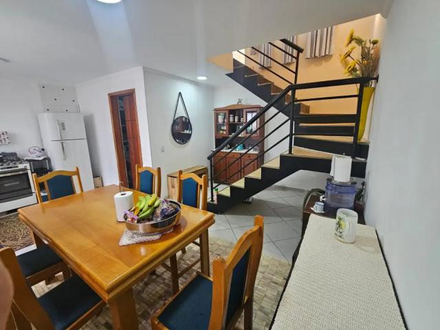 Casa / Sobrado para Venda em Araucária/PR Campina da Barra 2 Quartos