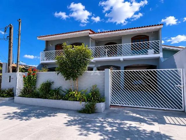 Casa / Sobrado para Venda em Araucária/PR Cachoeira 17 Quartos