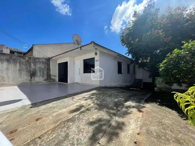 Casa / Sobrado para Venda em Araucária/PR Cachoeira 4 Quartos