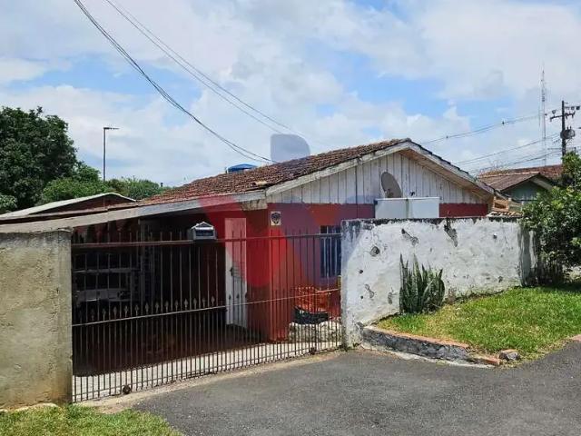 Casa / Sobrado para Venda em Araucária/PR Capela Velha 4 Quartos