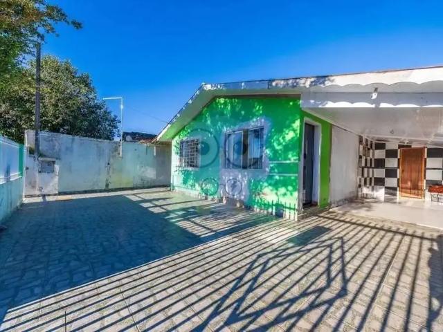 Casa / Sobrado para Venda em Araucária/PR Costeira 4 Quartos