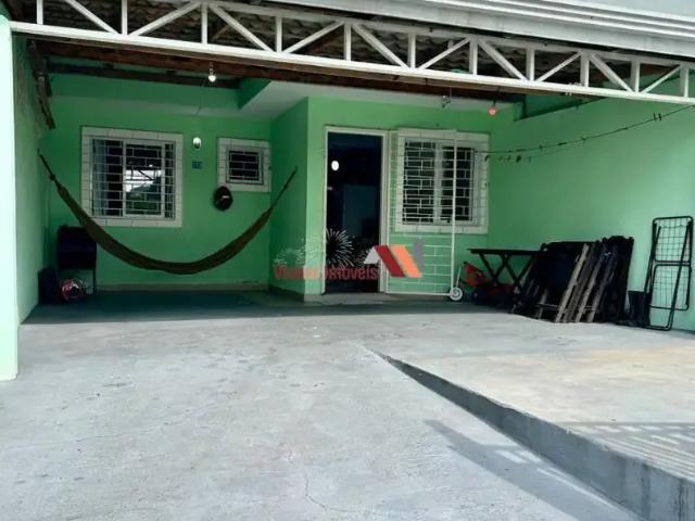 Casa / Sobrado para Venda em Araucária/PR Costeira 2 Quartos