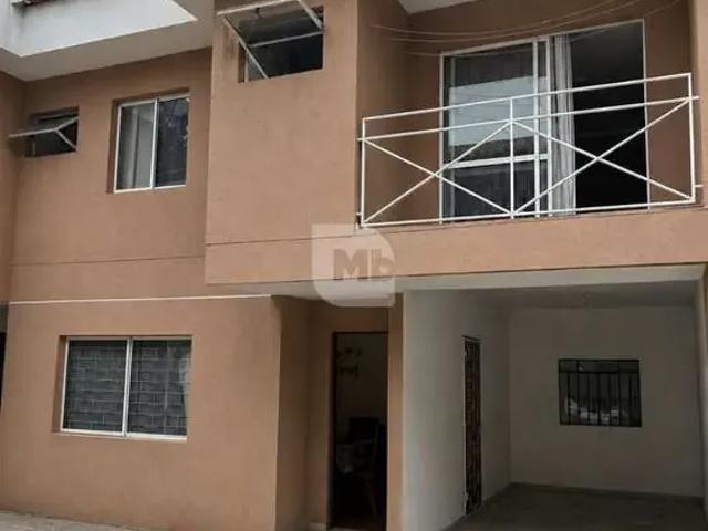 Casa / Sobrado para Venda em Araucária/PR Costeira 3 Quartos