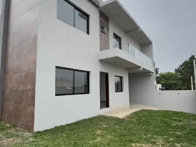 Casa / Sobrado para Venda em Araucária/PR Costeira 3 Quartos