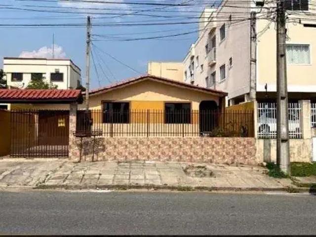 Casa / Sobrado para Venda em Araucária/PR Estação 5 Quartos