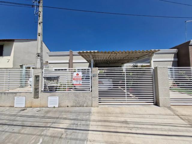 Casa / Sobrado para Venda em Araucária/PR Iguaçu 3 Quartos