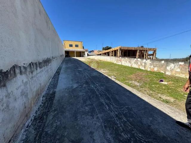 Casa / Sobrado para Venda em Araucária/PR Iguaçu 4 Quartos
