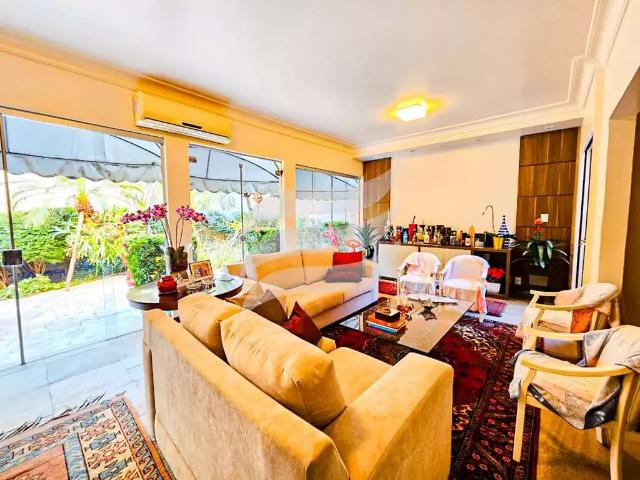 Casa / Sobrado para Venda em Araçatuba/SP Vila Mendonça 4 Quartos