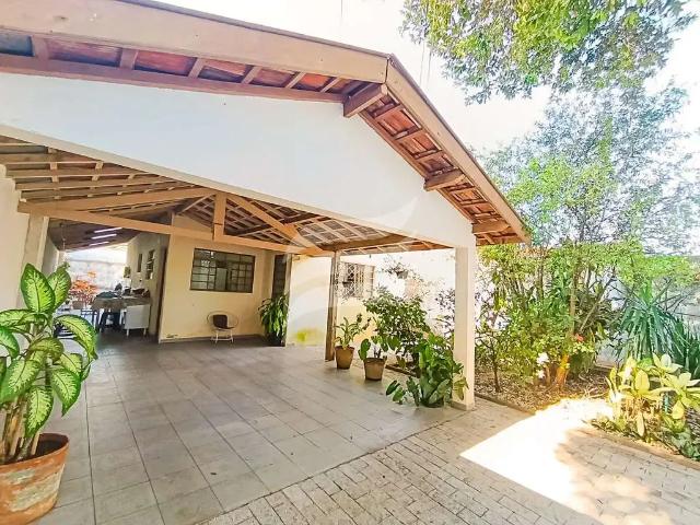 Casa / Sobrado para Venda em Araçatuba/SP Vila Alba 3 Quartos