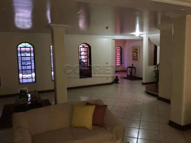 Casa / Sobrado para Venda em Araçatuba/SP Vila São Paulo 3 Quartos