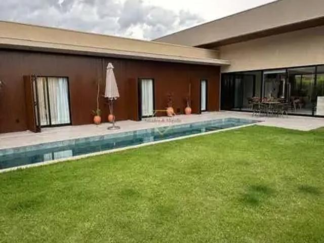 Casa / Sobrado para Venda em Araçatuba/SP Alphaville Araçatuba 3 Quartos