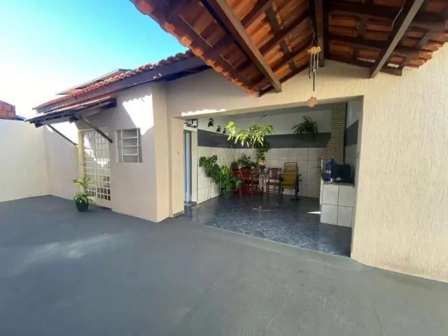 Casa / Sobrado para Venda em Araçatuba/SP Casa Nova 3 Quartos