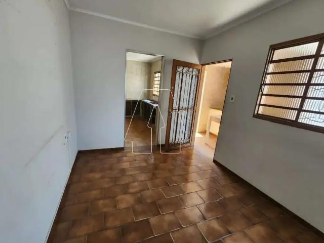 Casa / Sobrado para Venda em Araçatuba/SP Centro 4 Quartos