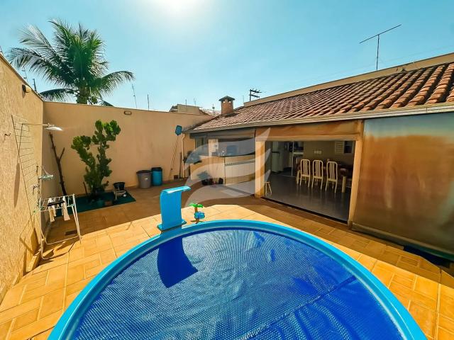 Casa / Sobrado para Venda em Araçatuba/SP Conjunto Habitacional Hilda Mandarino 2 Quartos