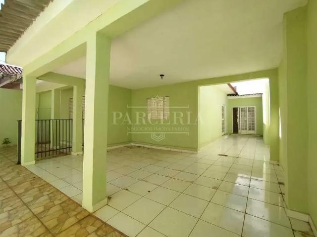 Casa / Sobrado para Venda em Araçatuba/SP Dona Amélia 4 Quartos