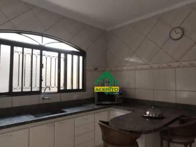 Casa / Sobrado para Venda em Araçatuba/SP Dona Amélia 4 Quartos
