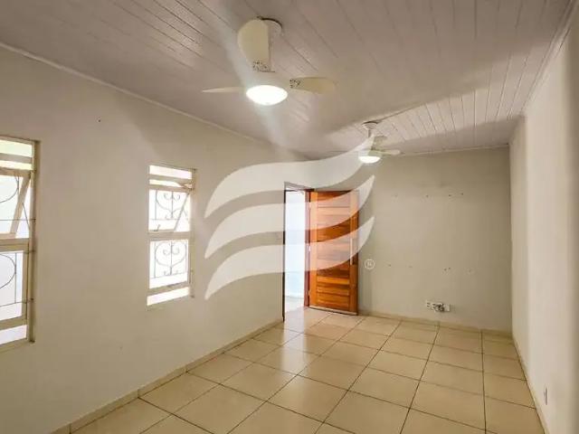 Casa / Sobrado para Venda em Araçatuba/SP Dona Amélia 2 Quartos