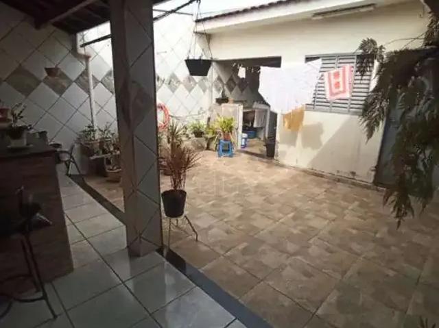 Casa / Sobrado para Venda em Araçatuba/SP Dona Amélia 3 Quartos