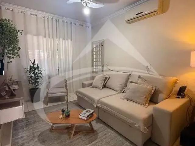 Casa / Sobrado para Venda em Araçatuba/SP Esplanada 3 Quartos