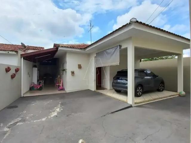 Casa / Sobrado para Venda em Araçatuba/SP Esplanada 4 Quartos