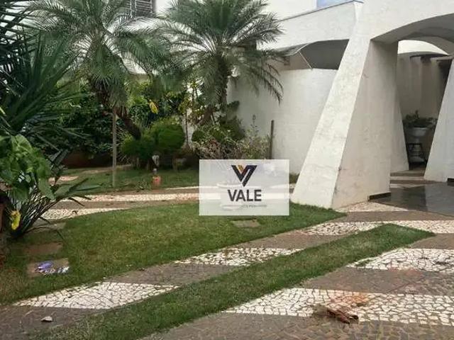 Casa / Sobrado para Venda em Araçatuba/SP Higienópolis 3 Quartos