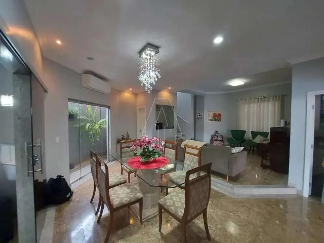 Casa / Sobrado para Venda em Araçatuba/SP Icaray 3 Quartos