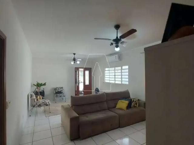Casa / Sobrado para Venda em Araçatuba/SP Iporã 3 Quartos