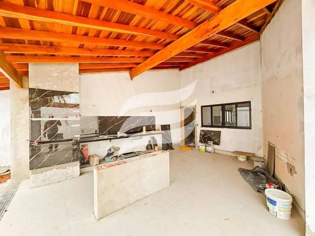 Casa / Sobrado para Venda em Araçatuba/SP Ipanema 3 Quartos