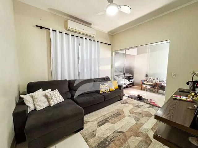 Casa / Sobrado para Venda em Araçatuba/SP Ipanema 3 Quartos