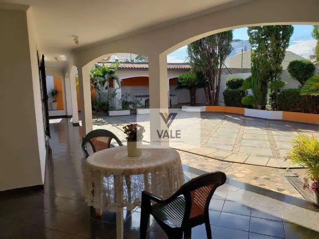 Casa / Sobrado para Venda em Araçatuba/SP Jardim Nova Yorque 4 Quartos