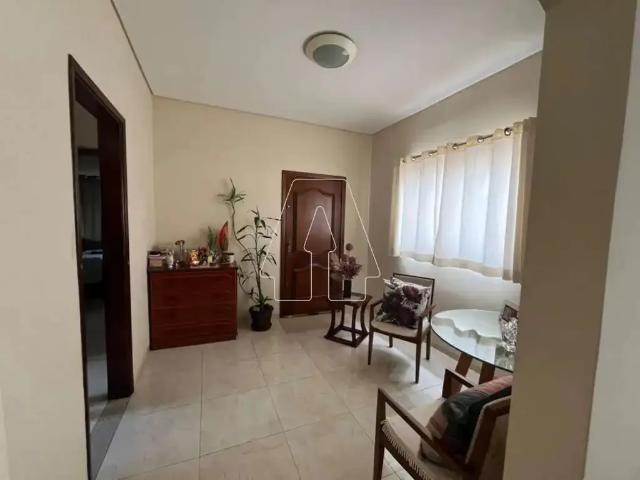 Casa / Sobrado para Venda em Araçatuba/SP Jardim Sumaré 3 Quartos