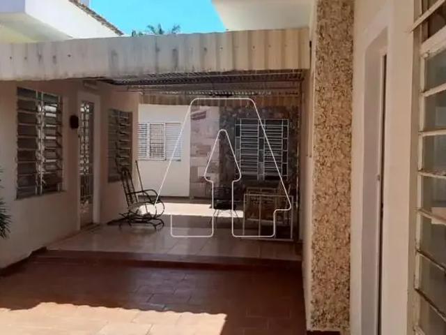 Casa / Sobrado para Venda em Araçatuba/SP Jardim Sumaré 5 Quartos